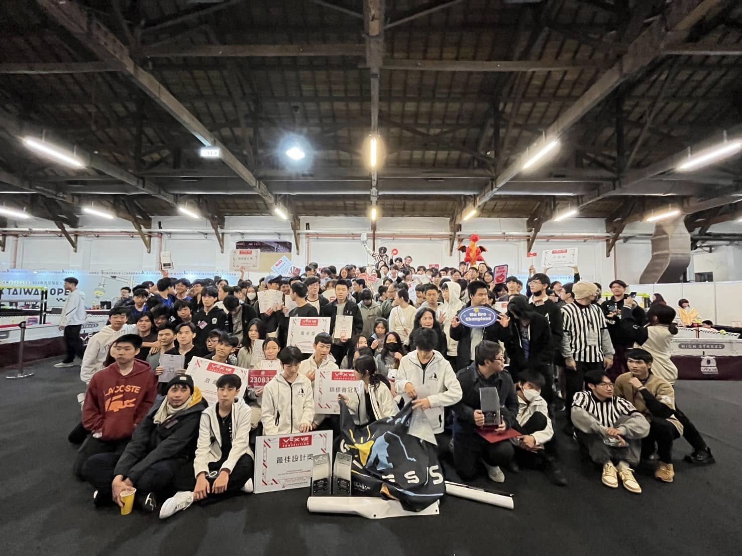 2024-2025 VEX TAIWAN OPEN｜V5RC高中組冠軍賽圓滿結束 - CACET 中華資訊與科技教育學會